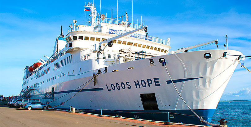 Logos Hope, la librería flotante que recorre el mundo | Cinco Noticias