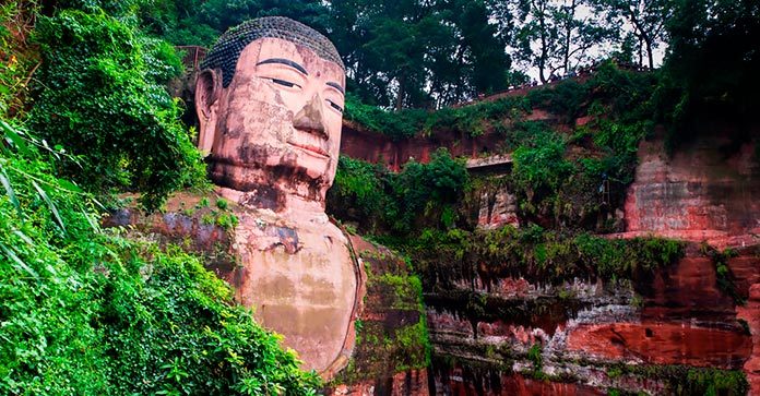 Las 8 estatuas más grandes del mundo… y más sobrecogedoras | Cinco Noticias